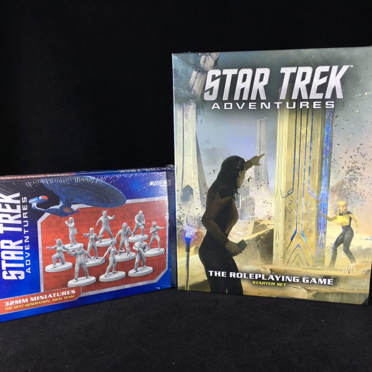 STAR TREK ADVENTURES: Starter Set & Next Generation Away Team ...