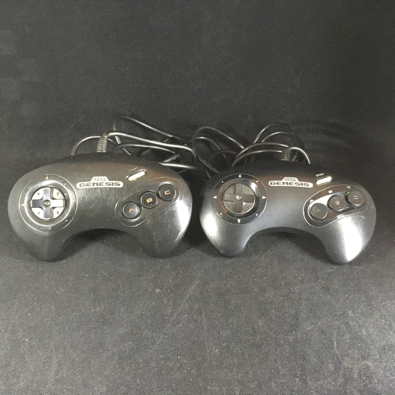 SEGA Genesis Original Controllers Pair - untested - Hobby Spirit