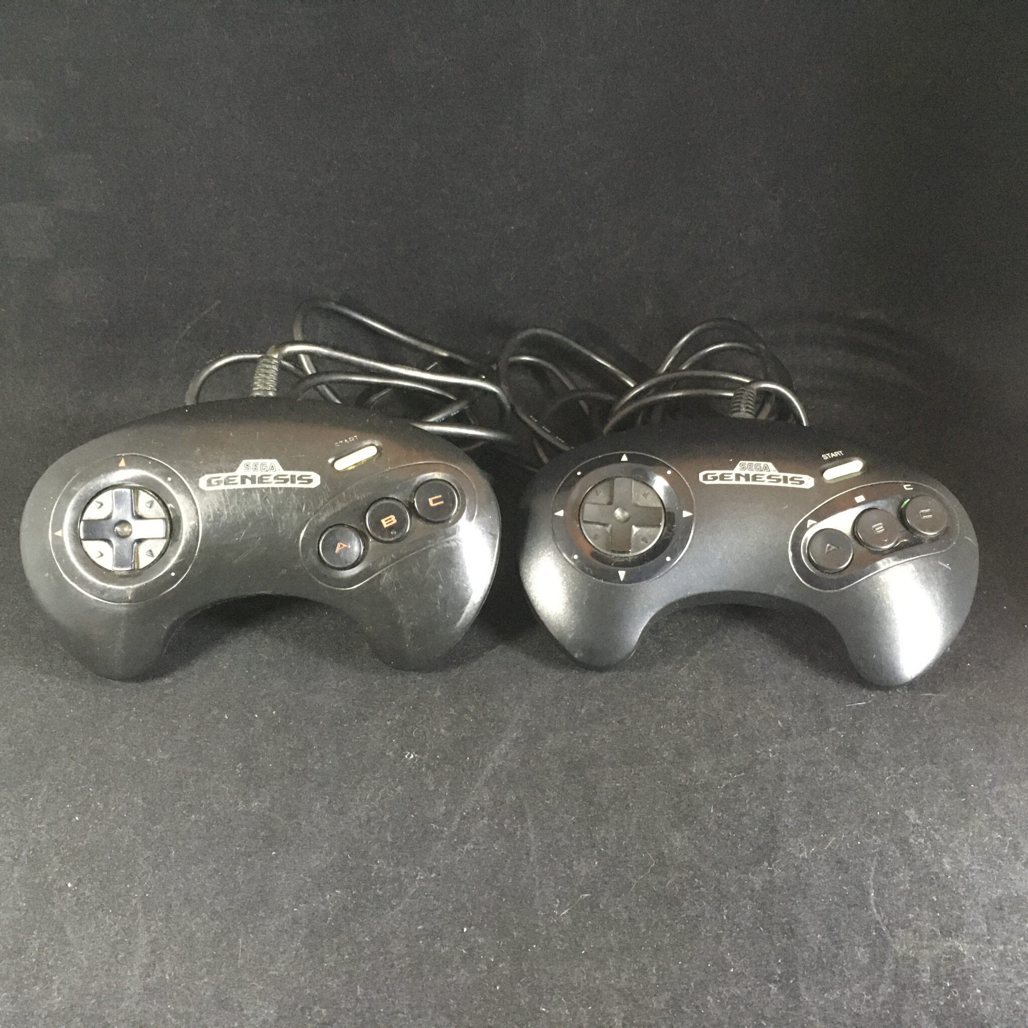 SEGA Genesis Original Controllers Pair - untested - Hobby Spirit